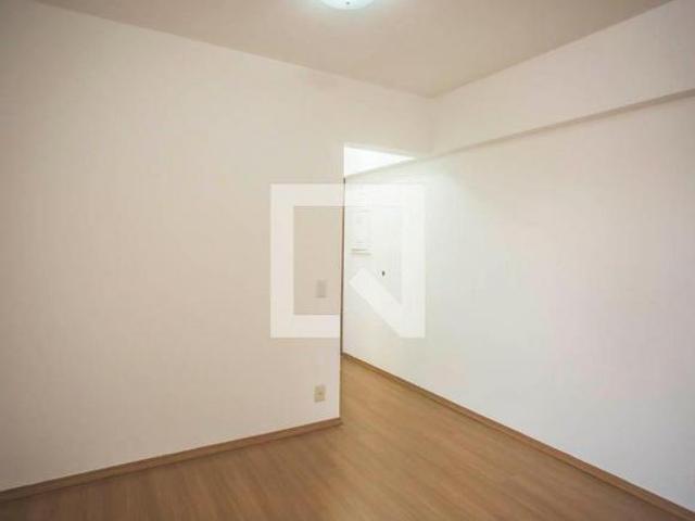 Apartamento à Venda Saúde, 2 Quartos, 80 m2