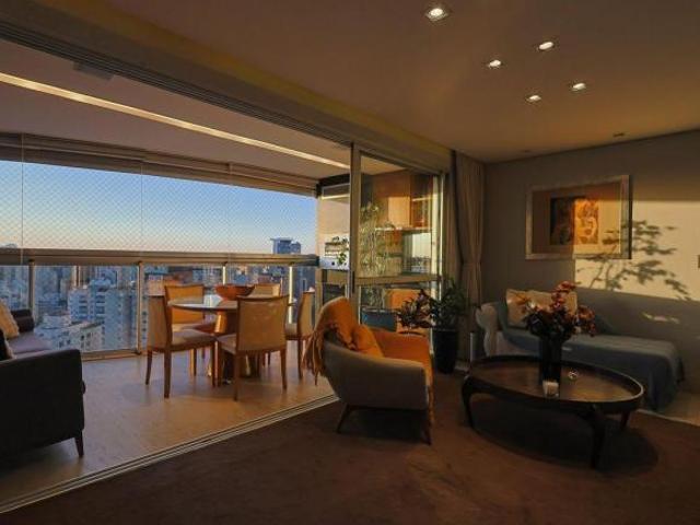 Apartamento à Venda Savassi, 4 Quartos, 124 m2