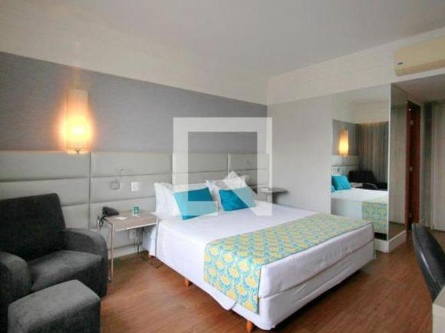 Apartamento à Venda Serra, 1 Quarto, 28 m² Belo Horizonte