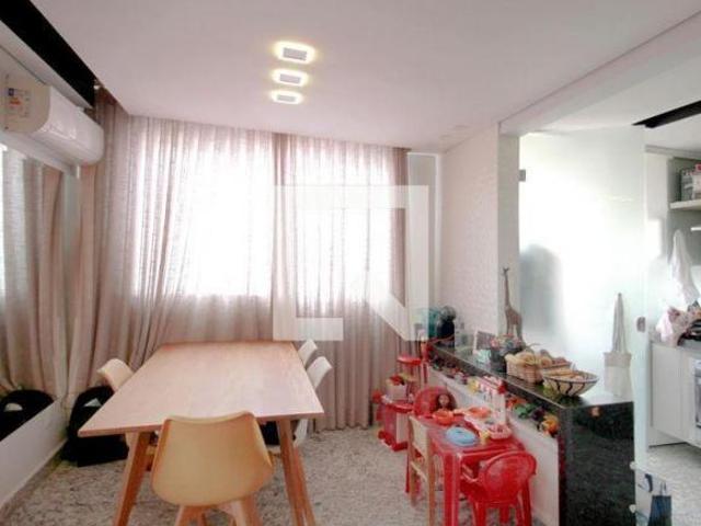 Apartamento à Venda Serra, 2 Quartos, 64 m² Belo Horizonte