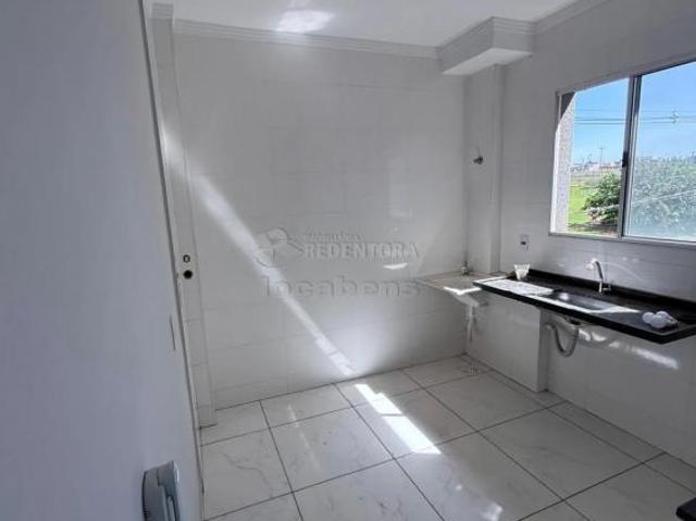 Apartamento à venda Setvalley com 02 quartos