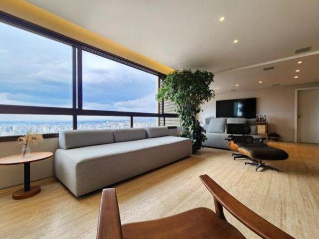 Apartamento à Venda Sion, 3 Quartos, 140 m2