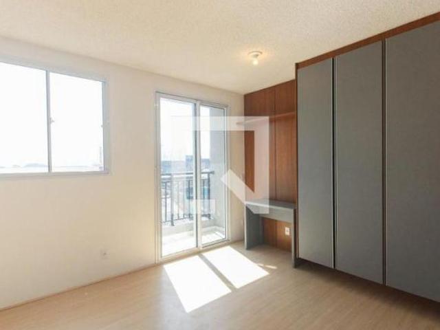 Apartamento à Venda Tatuapé, 1 Quarto, 25 m² São Paulo