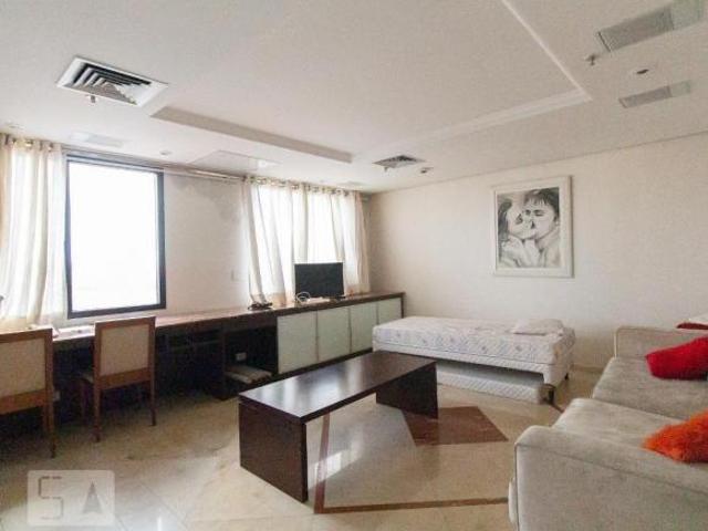 Apartamento à Venda Tatuapé, 1 Quarto, 83 m2