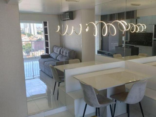 Apartamento a venda Tatuapé 2 dormitórios, 1 vaga, churrasqueira a carvão, porteira fechada