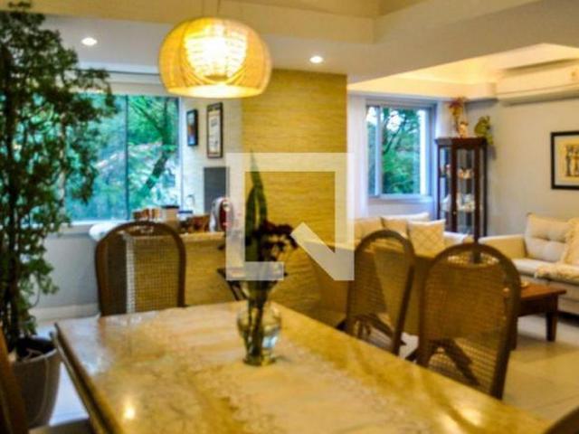 Apartamento à Venda Teresópolis, 4 Quartos, 160 m² Porto Alegre