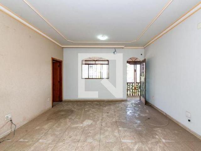 Apartamento à Venda Tirol, 2 Quartos, 500 m² Contagem