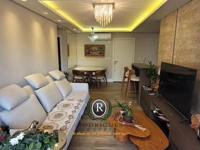Apartamento a venda Torres RS com vista mar