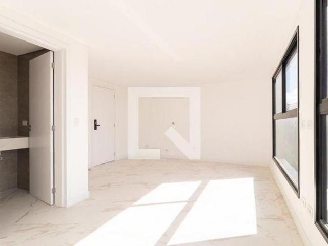 Apartamento à Venda Uberaba, 1 Quarto, 28 m² Curitiba