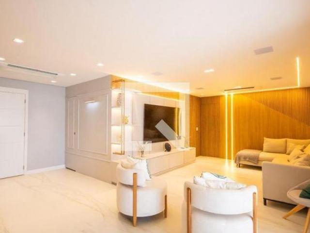 Apartamento à Venda Umuarama, 3 Quartos, 136 m2