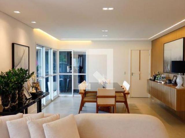 Apartamento à Venda Umuarama, 4 Quartos, 254 m2