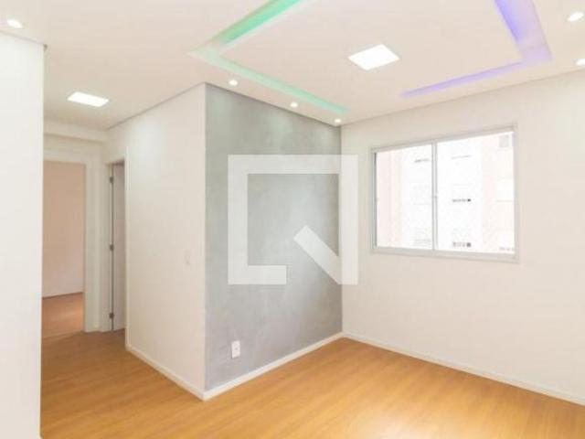 Apartamento à Venda Vila Carmosina, 2 Quartos, 40 m2