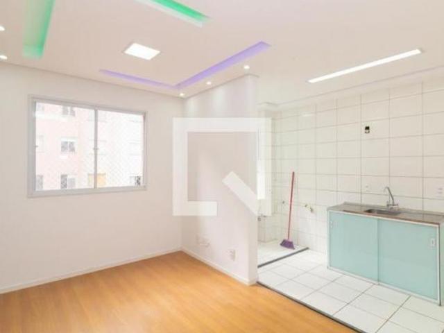 Apartamento à Venda Vila Carmosina, 2 Quartos, 40 m² São Paulo