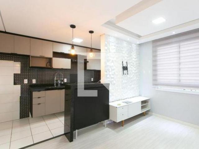 Apartamento à Venda Vila Carmosina, 2 Quartos, 41 m2