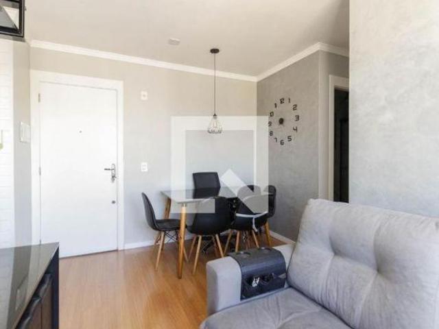 Apartamento à Venda Vila Carmosina, 2 Quartos, 42 m2