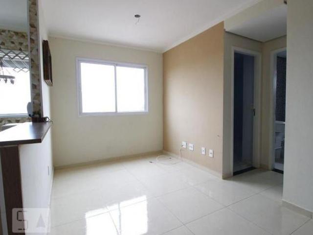 Apartamento à Venda Vila Carmosina, 2 Quartos, 47 m2