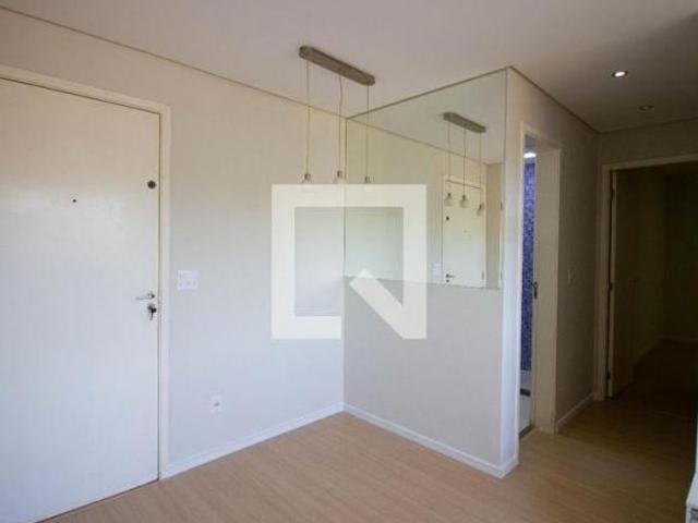 Apartamento à Venda Vila Carmosina, 2 Quartos, 47 m² São Paulo