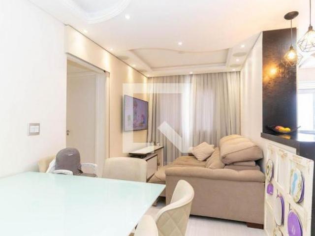 Apartamento à Venda Vila Carmosina, 2 Quartos, 45 m2