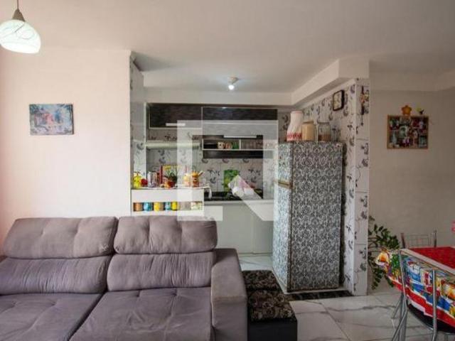 Apartamento à Venda Vila Carmosina, 2 Quartos, 46 m2