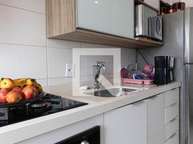 Apartamento à Venda Vila Carmosina, 2 Quartos, 48 m2