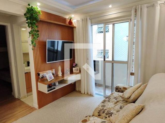 Apartamento à Venda Vila Carmosina, 2 Quartos, 48 m2
