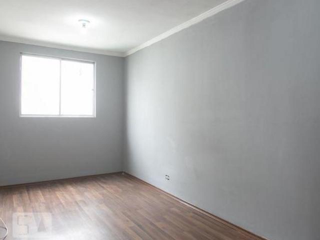 Apartamento à Venda Vila Carmosina, 2 Quartos, 60 m2