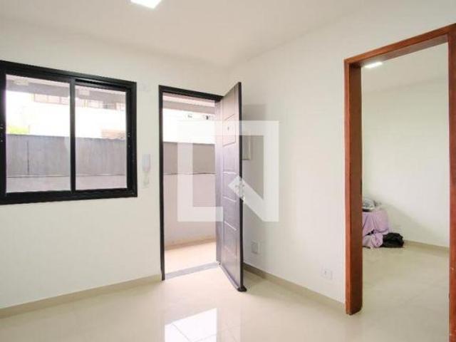 Apartamento à Venda Vila Carrão, 2 Quartos, 40 m² São Paulo
