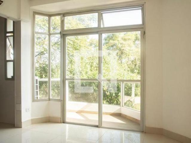 Apartamento à Venda Vila Clementino, 2 Quartos, 60 m2