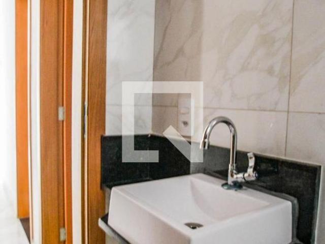 Apartamento à Venda Vila América, 2 Quartos, 47 m2