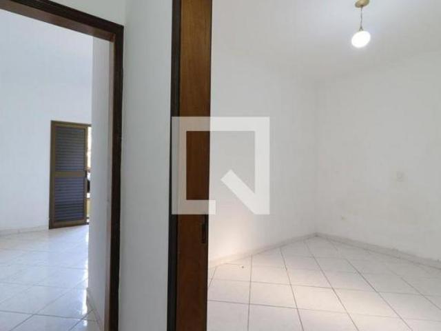 Apartamento à Venda Vila América, 2 Quartos, 67 m2