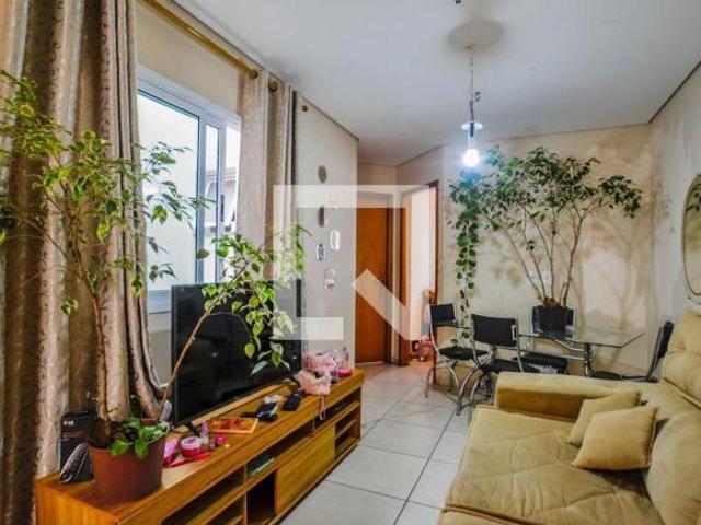 Apartamento à Venda Vila América, 2 Quartos, 75 m2