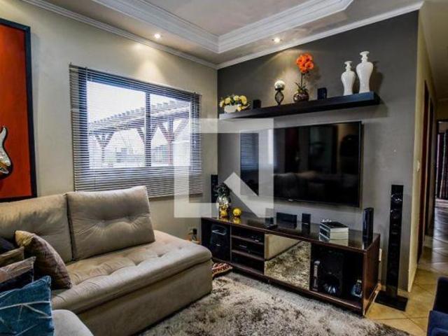 Apartamento à Venda Vila América, 2 Quartos, 75 m2
