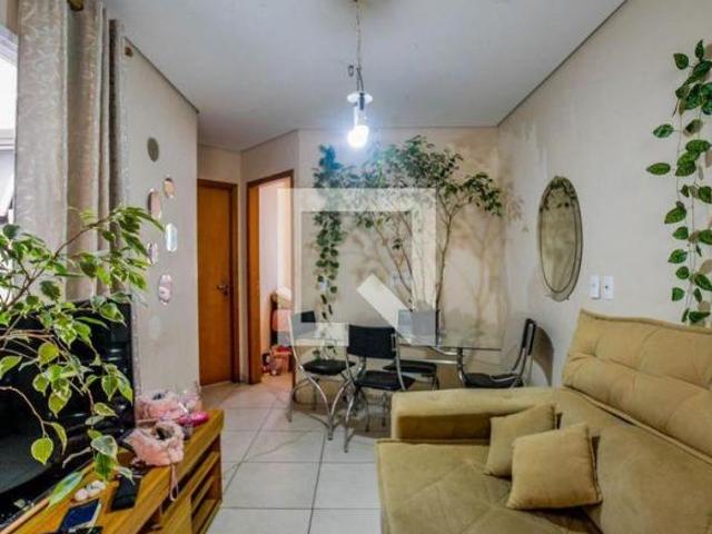 Apartamento à Venda Vila América, 2 Quartos, 75 m2