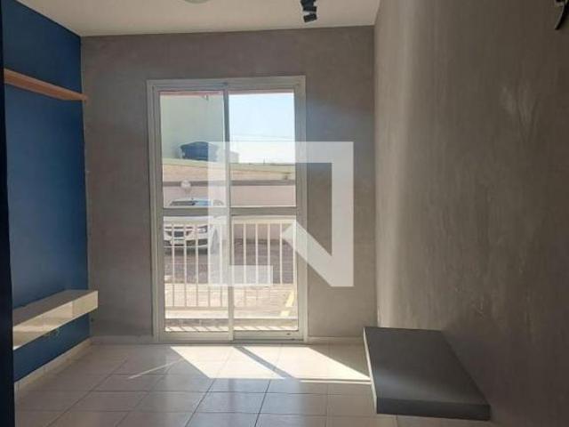Apartamento à Venda Vila América, 3 Quartos, 70 m2