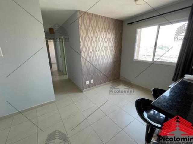 Apartamento à venda Vila Antonieta reformado: 2 quartos, cozinha planejada, 1 banheiro, 1 vaga, 47m²