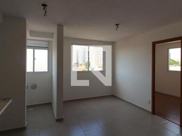Apartamento à Venda Vila Antonieta, 2 Quartos, 37 m2