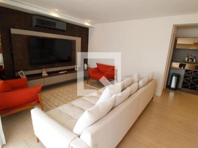 Apartamento à Venda Vila Andrade, 4 Quartos, 198 m2