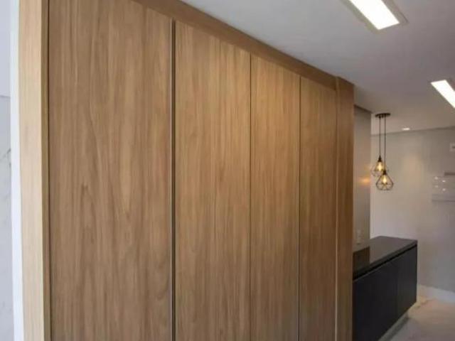 Apartamento à venda, Vila Andrade, 2 dormitorios, sala dois ambientes com sacada, excelente local S
