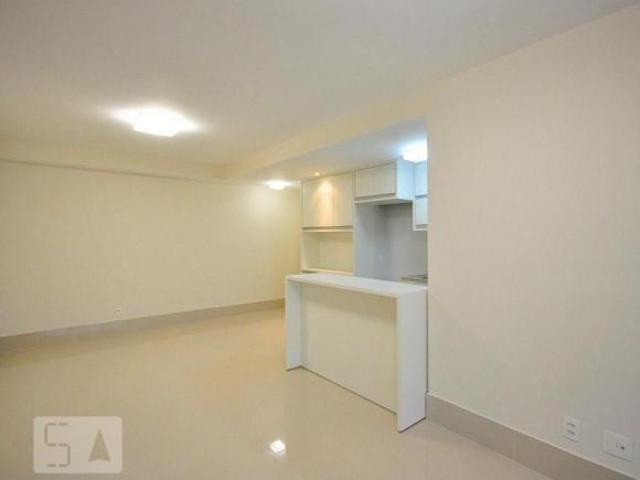 Apartamento à Venda Vila Andrade, 2 Quartos, 75 m2