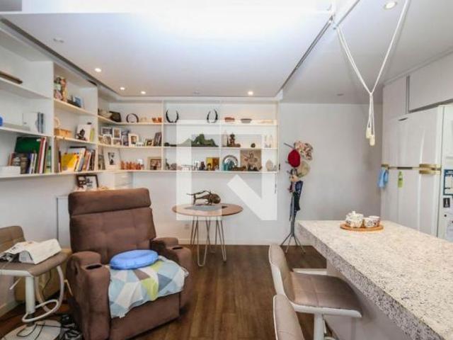 Apartamento à Venda Vila Andrade, 2 Quartos, 75 m2