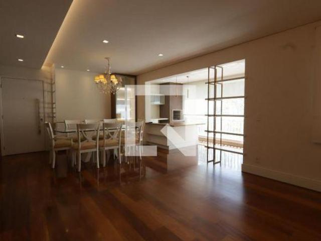 Apartamento à Venda Vila Andrade, 3 Quartos, 130 m2