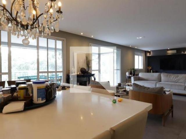 Apartamento à Venda Vila Andrade, 3 Quartos, 223 m2