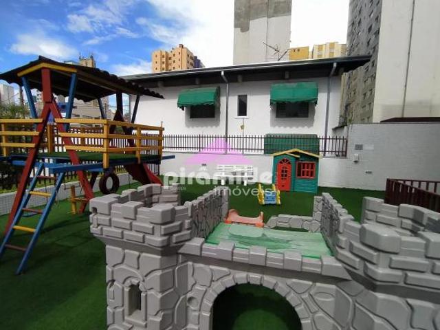 Apartamento à venda, Vila Adyana, São José dos Campos, SP