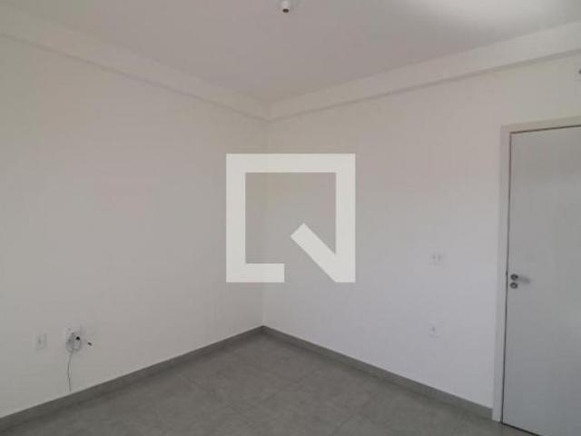 Apartamento à Venda Vila Alpina, 2 Quartos, 36 m2