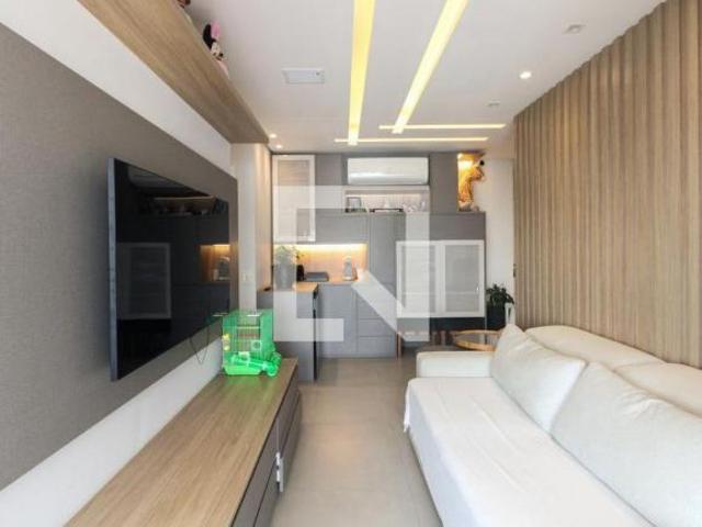 Apartamento à Venda Vila Aricanduva, 2 Quartos, 70 m2
