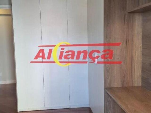 Apartamento a venda Vila Galvão com moveis planejados