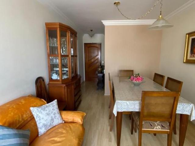 Apartamento à venda Vila Gumercindo, 2 dormitórios, 1 vaga!