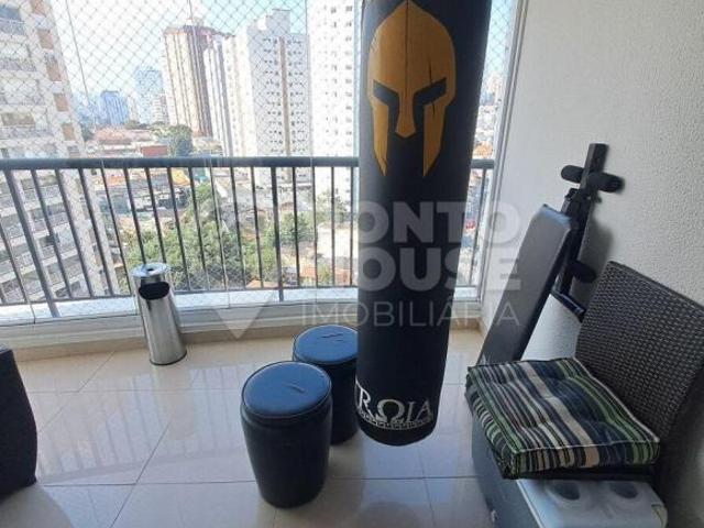 Apartamento à venda Vila Gumercindo, 3 dormitórios, 2 vagas, lazer, andar alto