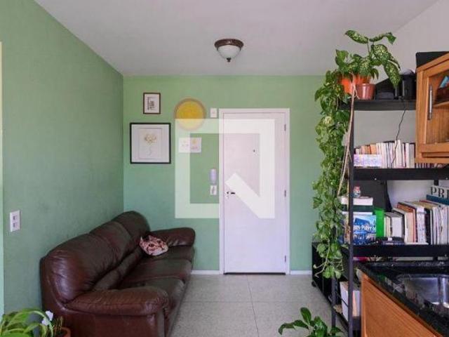 Apartamento à Venda Vila das Mercês, 2 Quartos, 40 m2