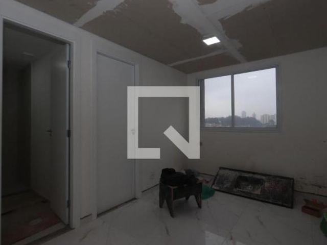 Apartamento à Venda Vila Ema, 2 Quartos, 32 m2